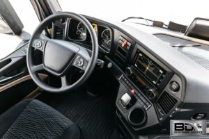 Understanding the Anatomy of a Heavy-Duty Truck