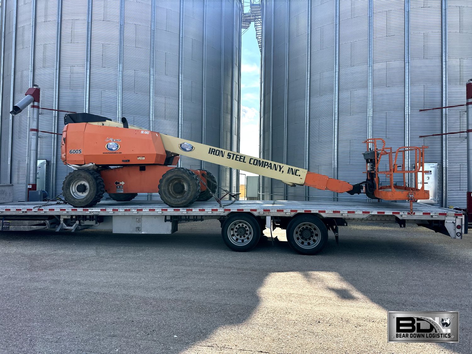 Boom Lift Transport Services - Bear Down Logistics